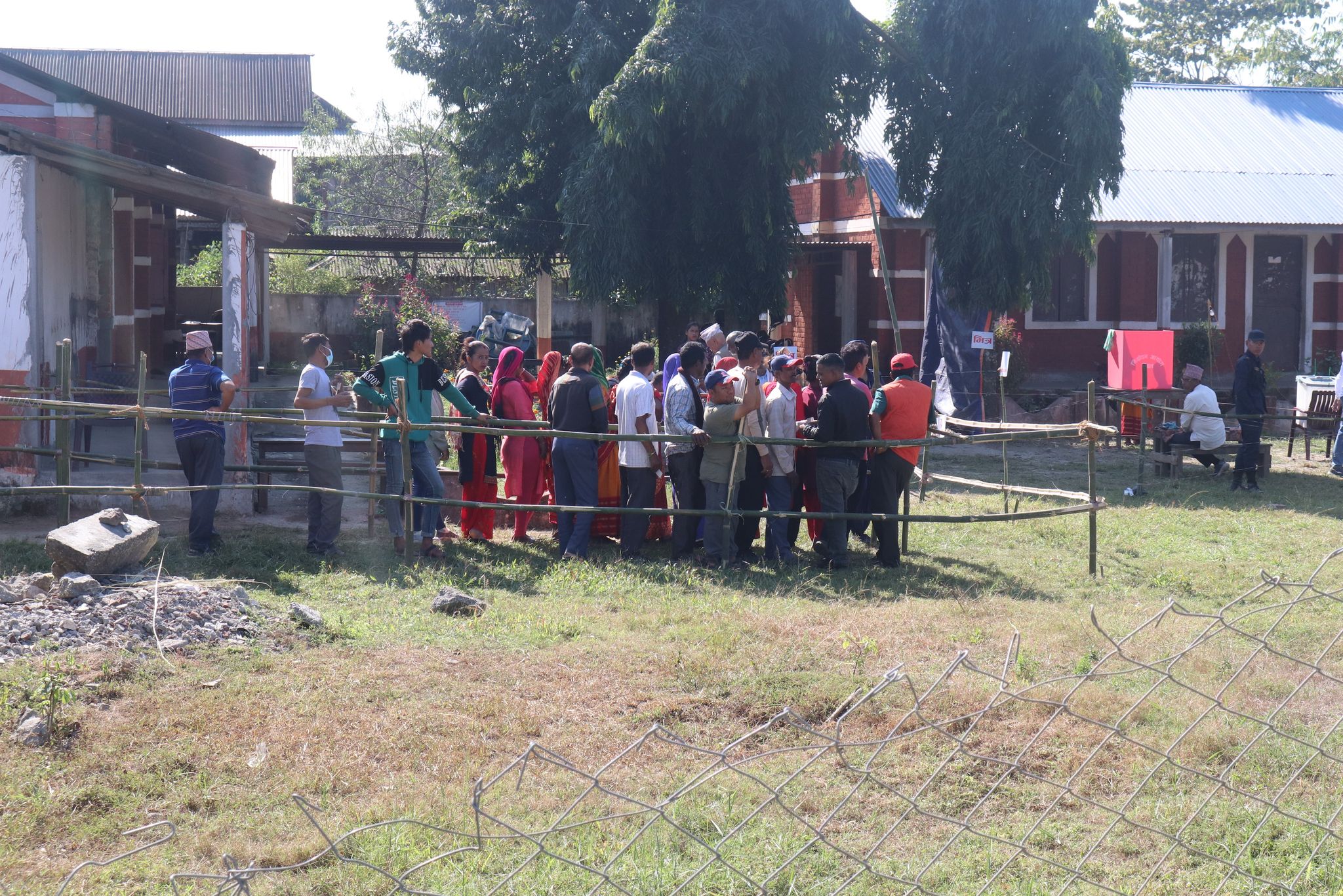 झापामा लगभग ६० प्रतिशत मतदान - झापा न्यूज